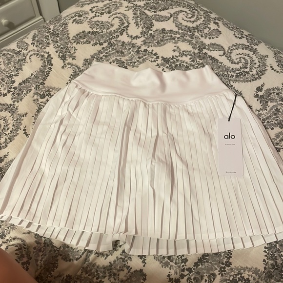 ALO Yoga | Skirts | Alo Grandslam Tennis Skirt | Poshmark